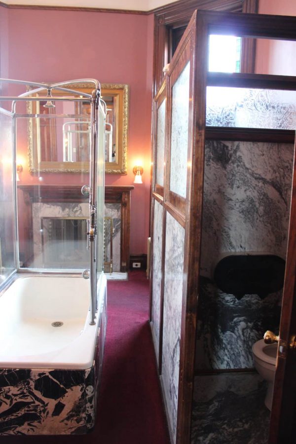 Lemp Mansion : A House Full of Haunts and History (and a really cool ...