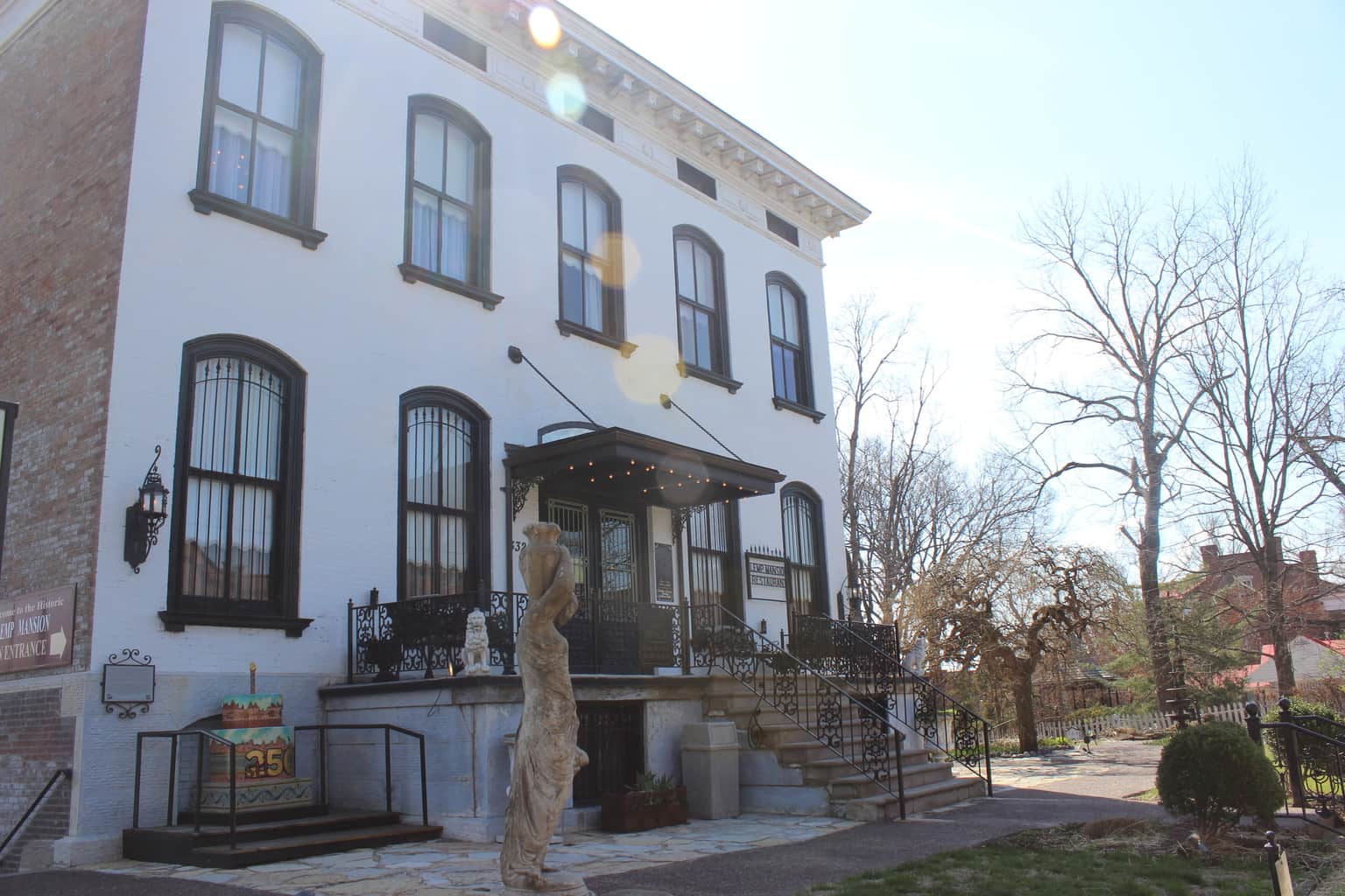 Lemp Mansion : A House Full of Haunts and History (and a really cool ...